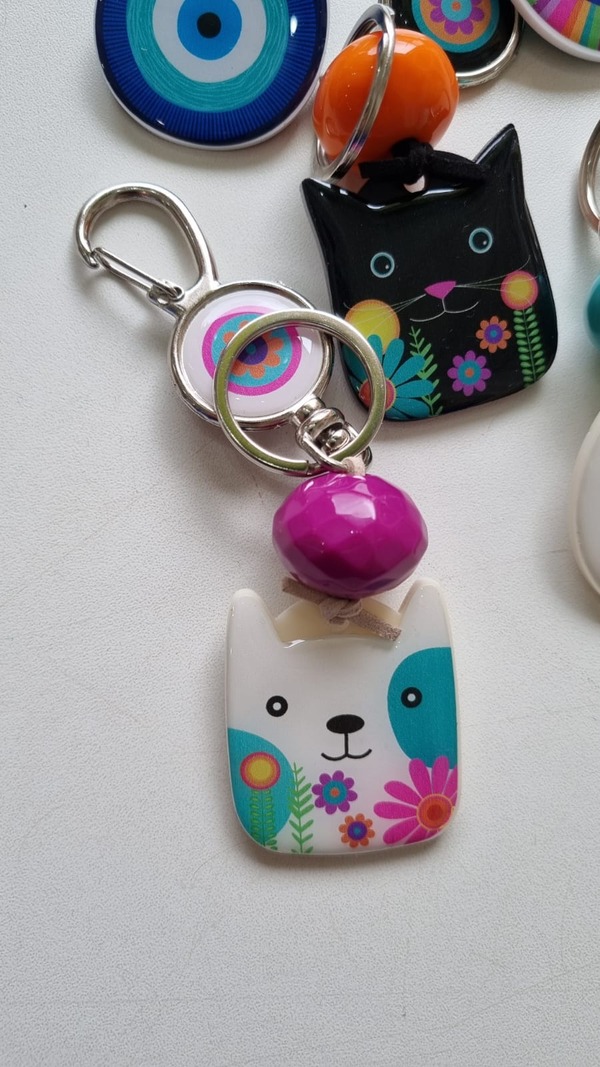 Chaveiro simples resina Cachorro – Iaiá Casa